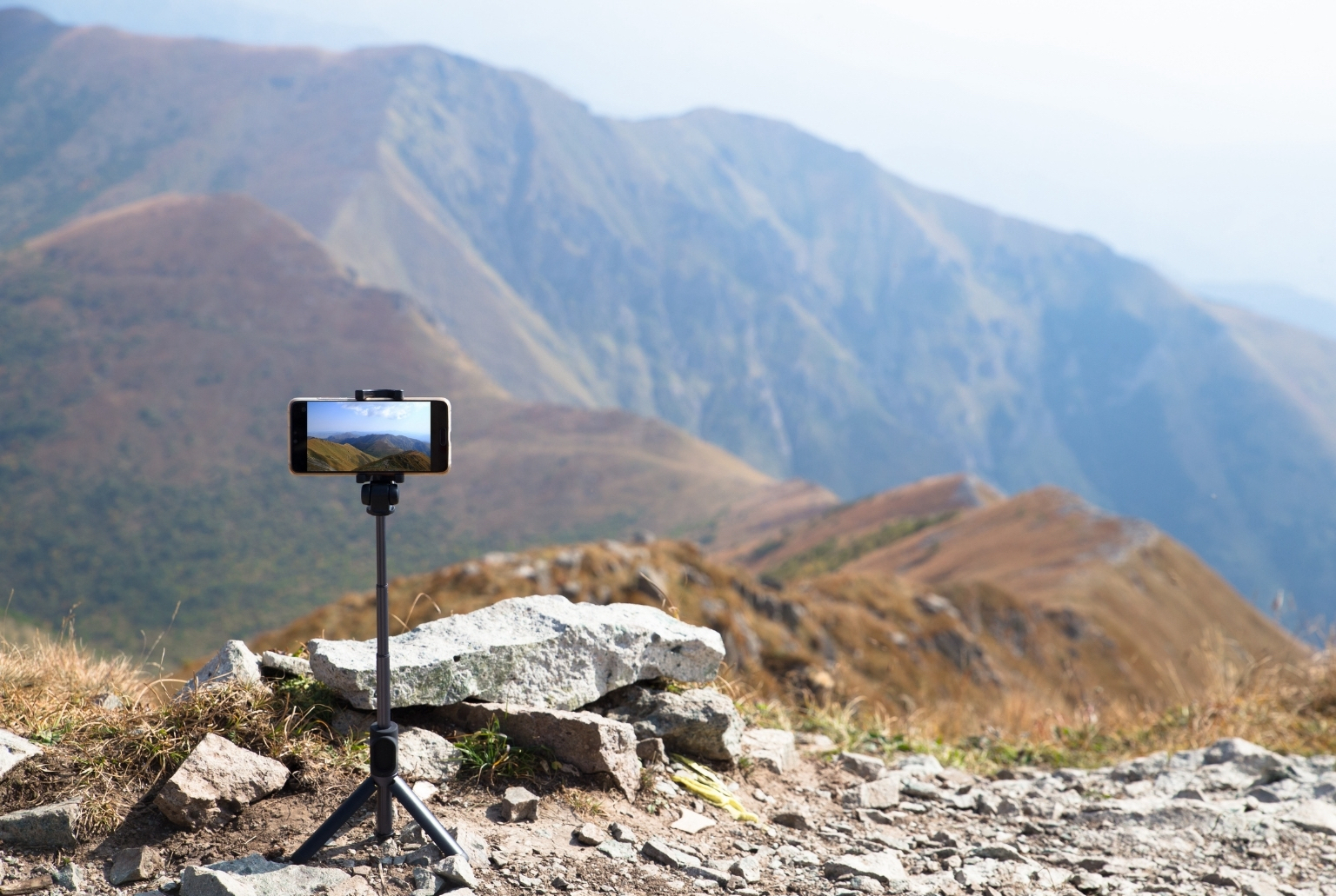 How to take good pictures of yourself alone - Solo Female Travelers