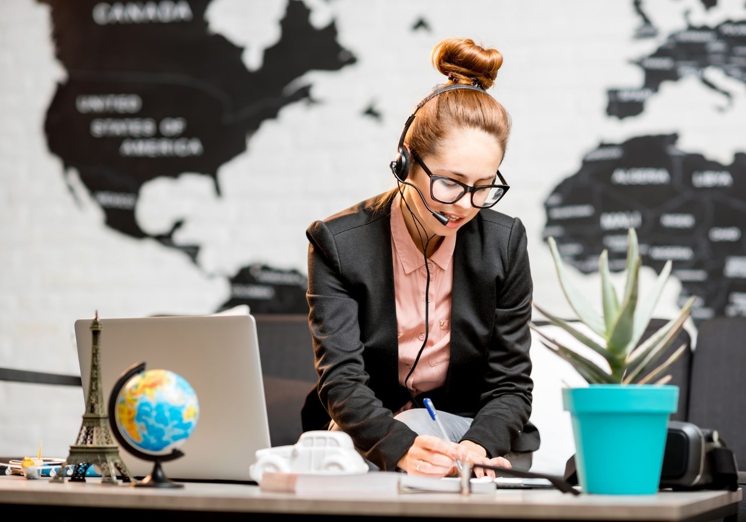 Best Travel Industry Jobs For Work and Travel - Solo Female Travelers