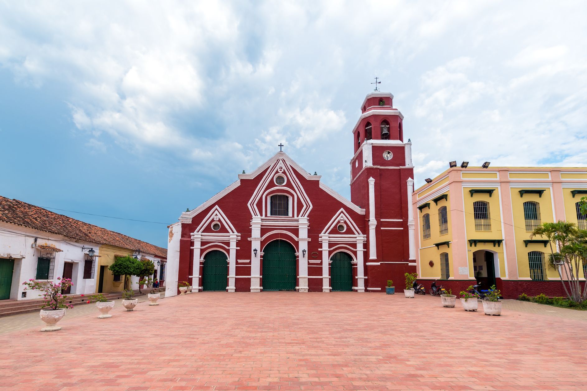 Colombia Solo Female Travel Safety Tips and Advice