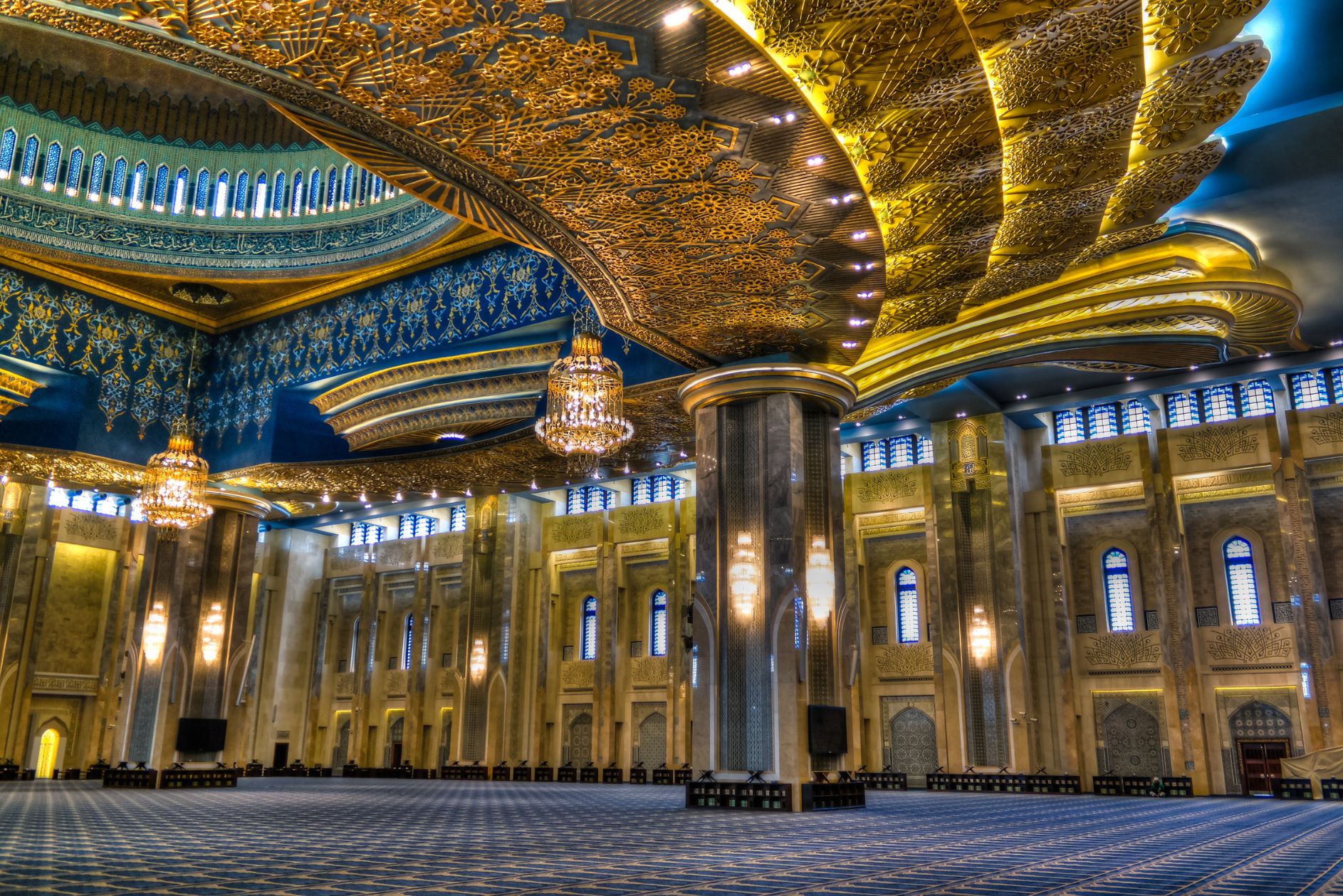 Kuwait Solo Female Travel Safety Tips and Advice