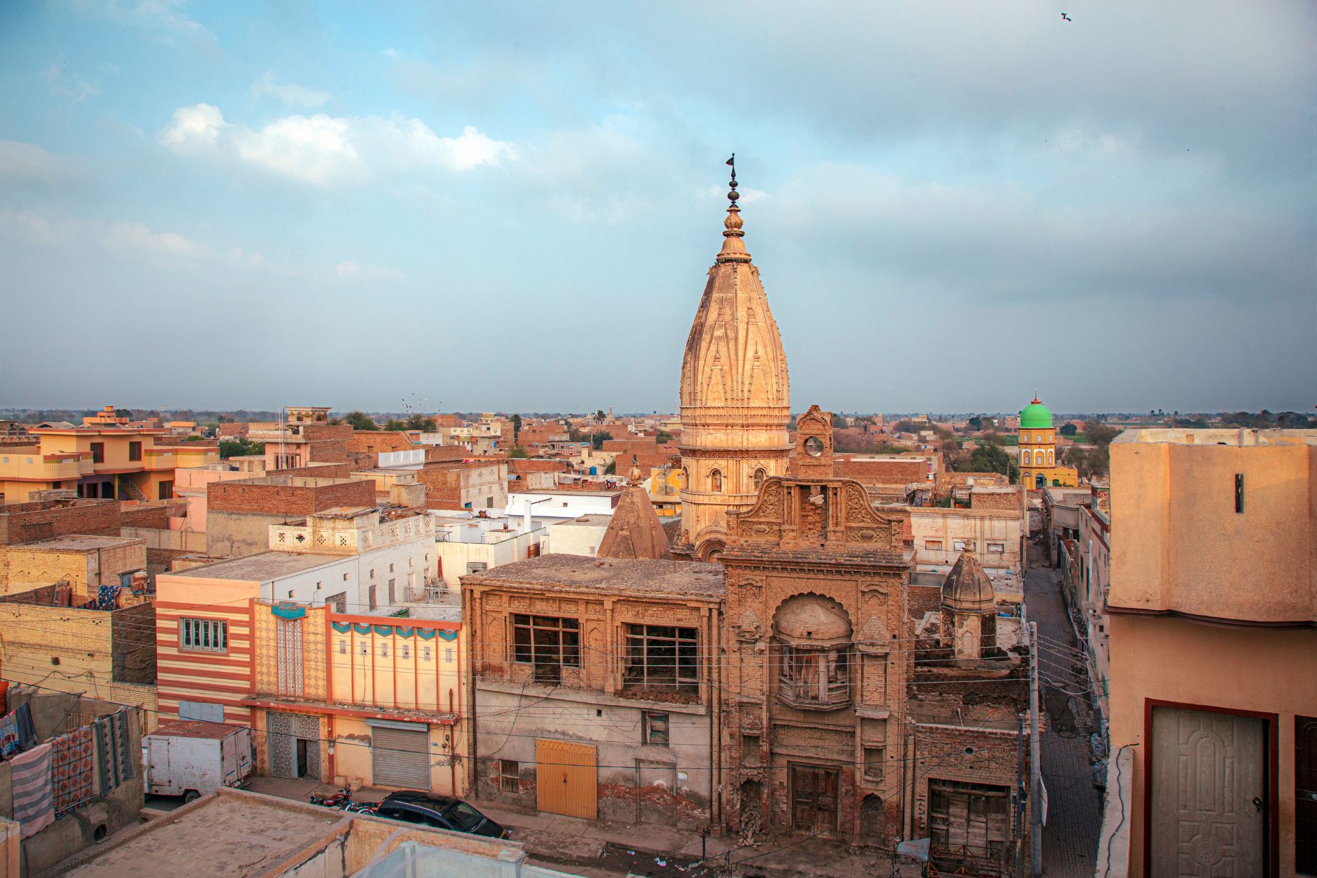 Pakistan Solo Female Travel Safety Tips and Advice